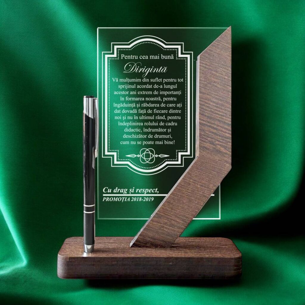 Cadou personalizat Trofeu - Aripi de iubire - Poza